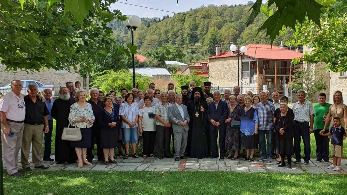 Ὁ Μητροπολίτης Καστορίας στήν Κοτύλη καί τήν Κρυσταλλοπηγή
